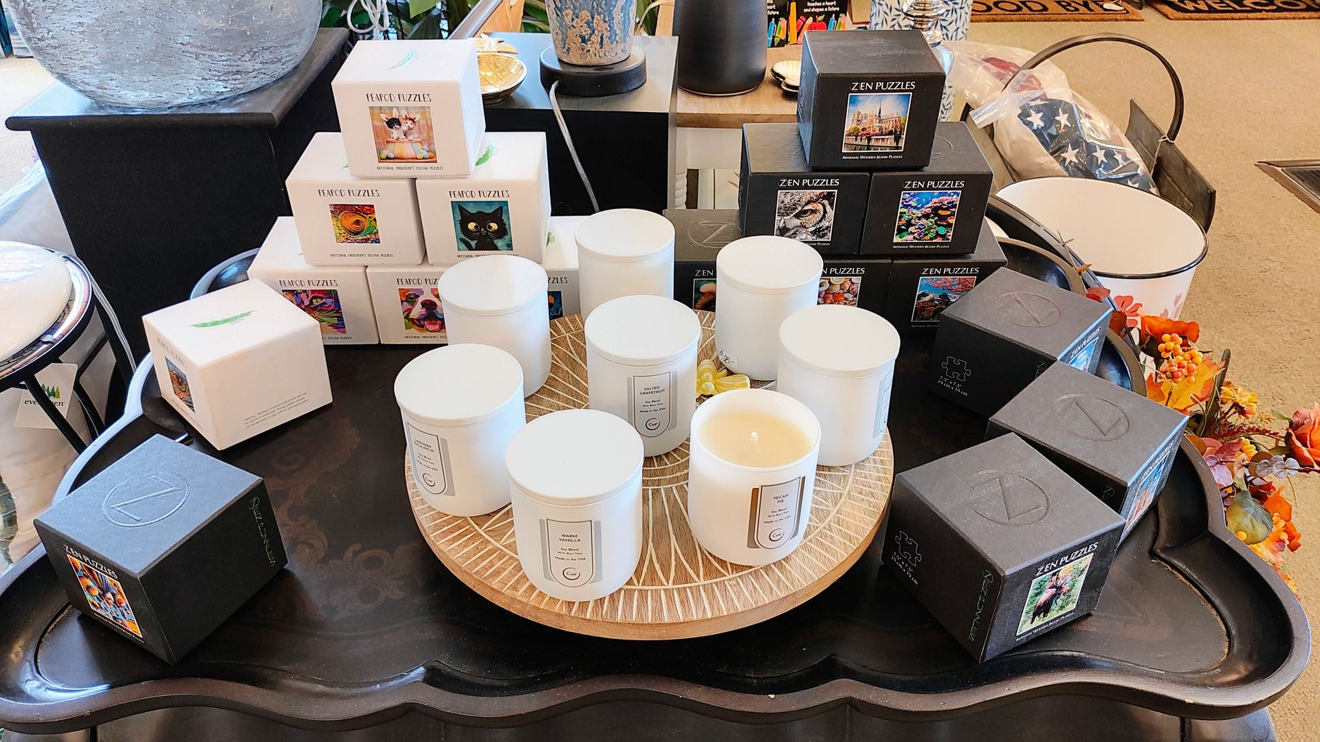Take a Virtual Tour of Our Showroom | Avon Lighting