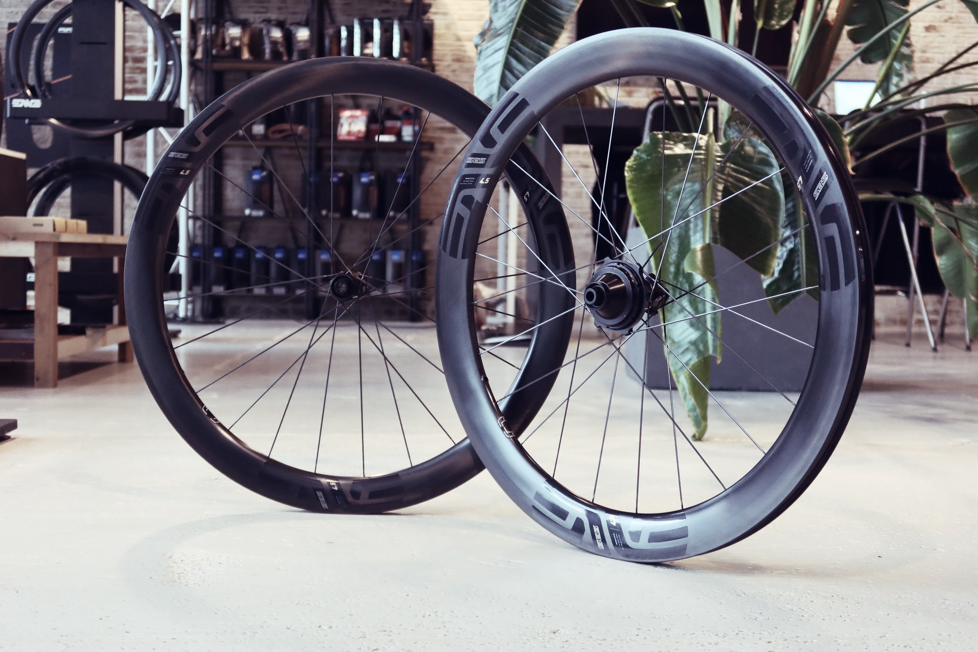 WHEEL-TEC - precision custom handbuilt wheels