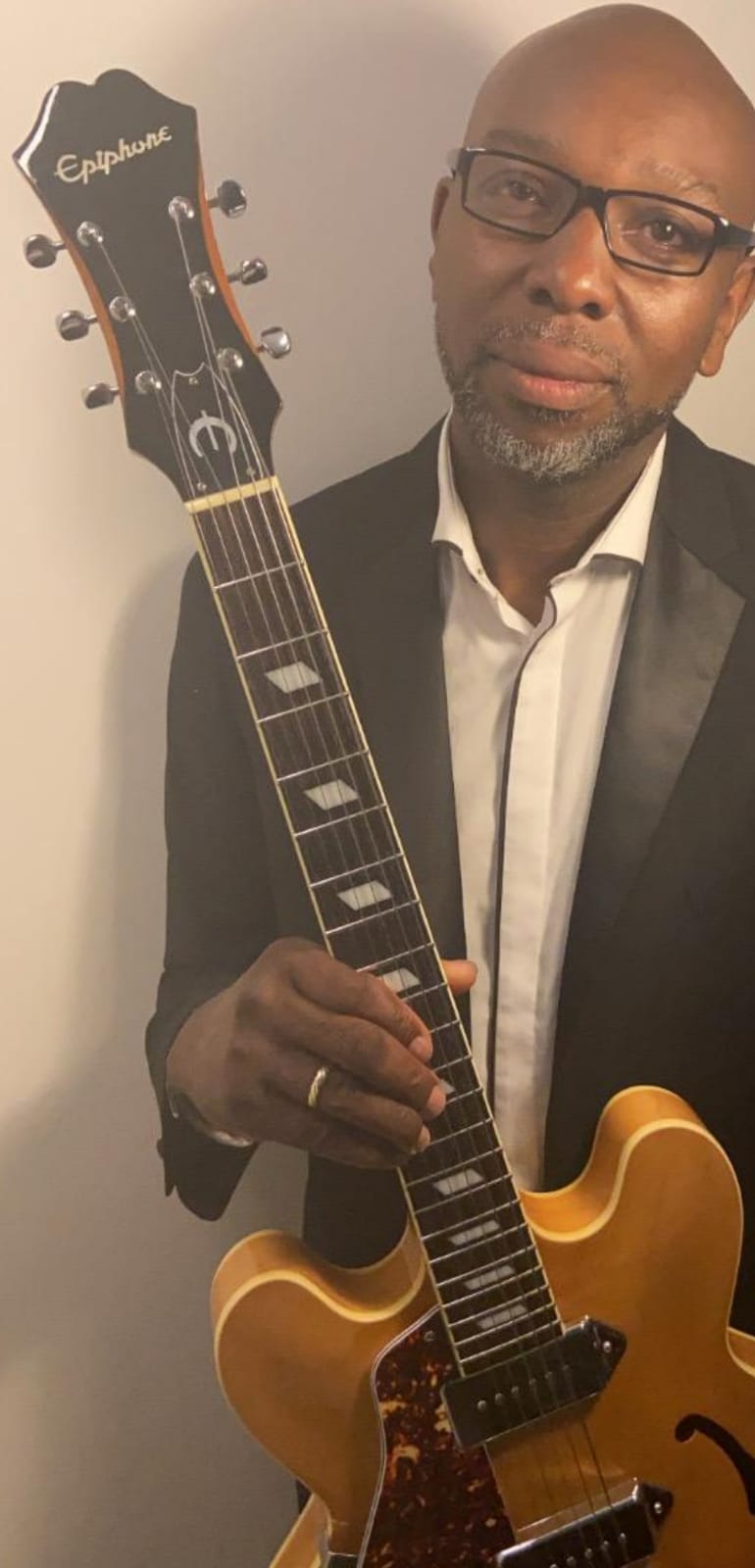 Official website for Ollie P Music - UK Guitarist/Musician