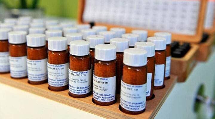 Farmacia homeopática en Monterrey, Nuevo León DR. HÉCTOR MONTFORT C