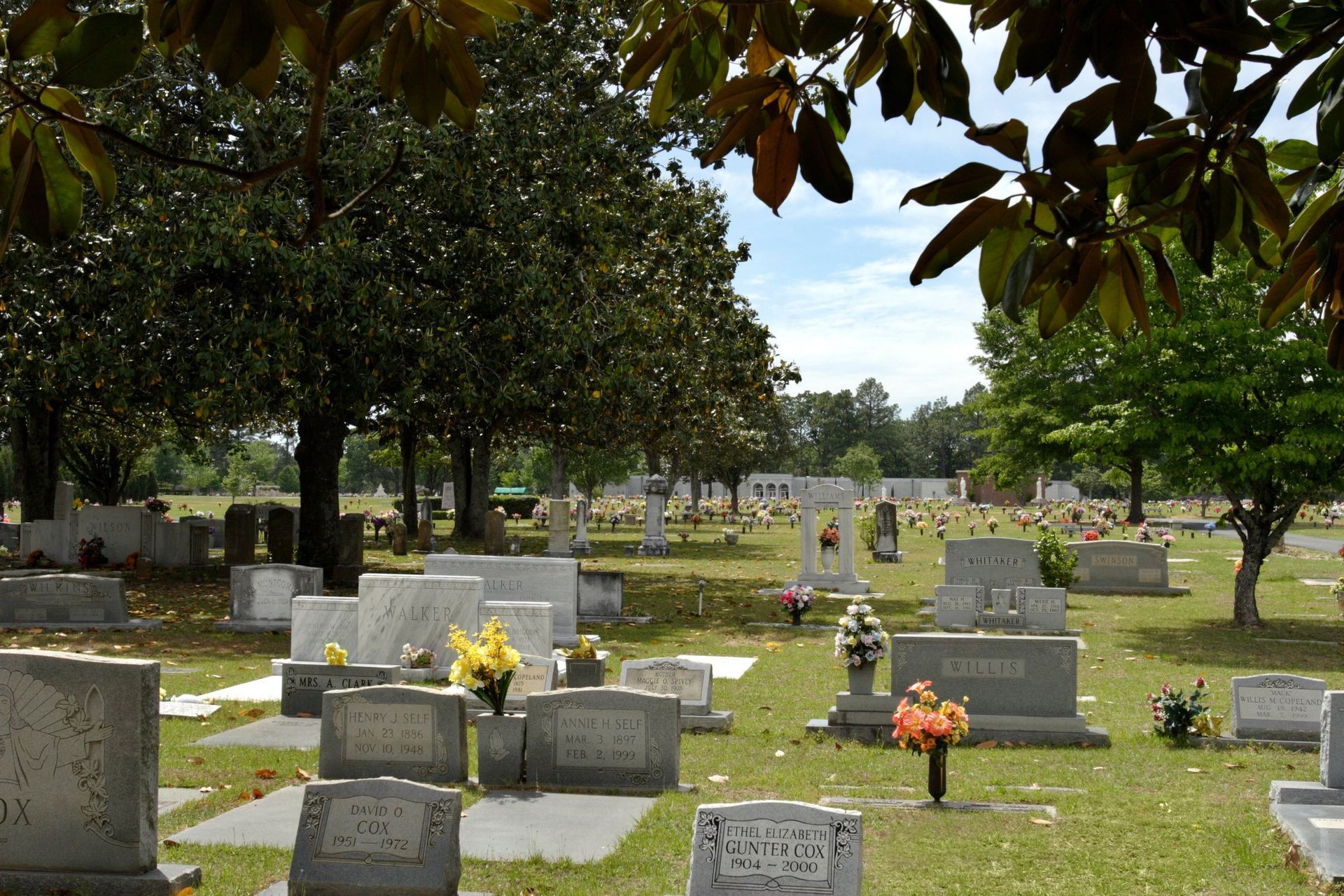 Magnolia Park Cemetery & Mausoleum