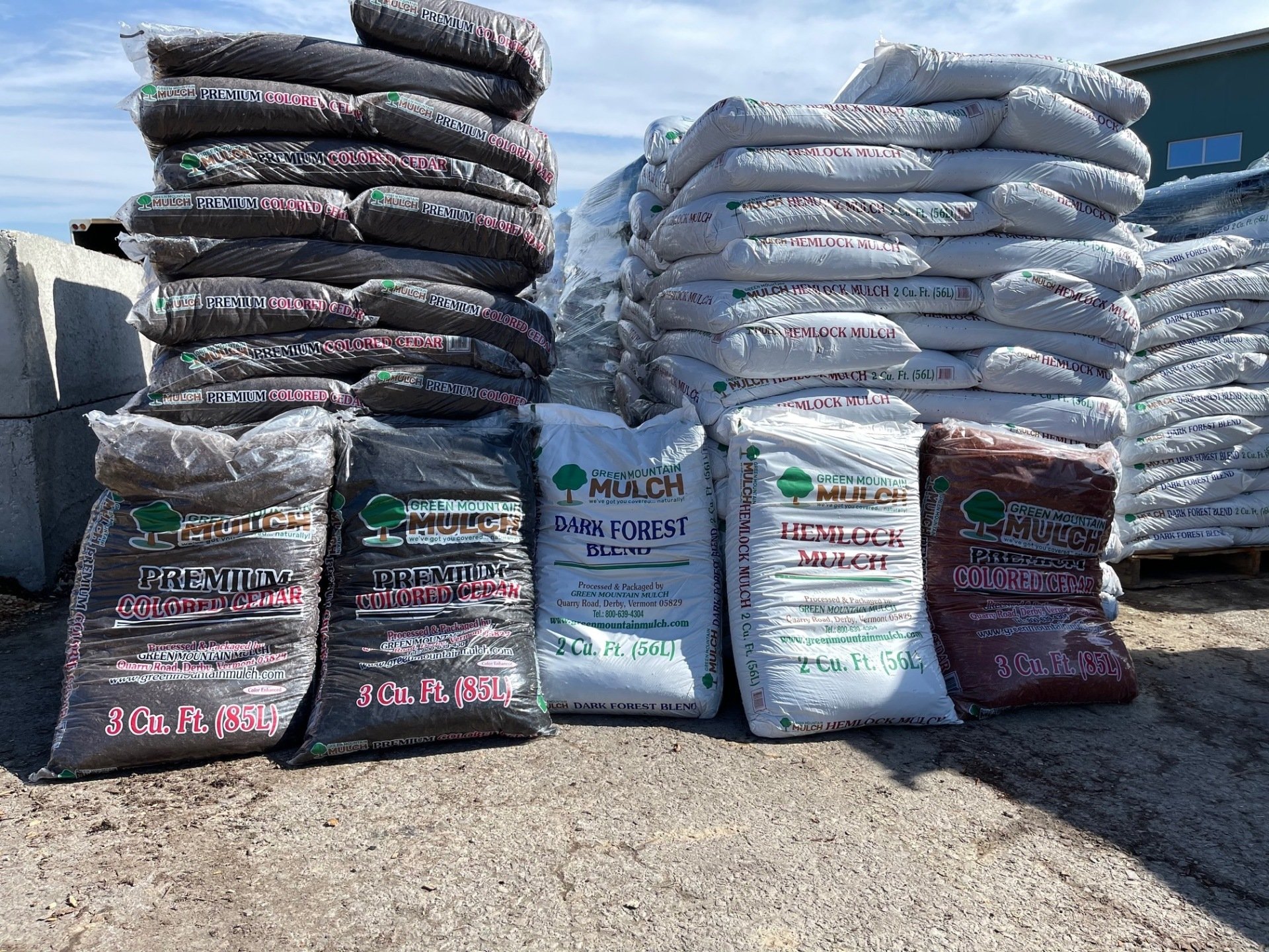 Fresh Bark Mulch-Northern Vermont and Greater Burlington Area-DJ's Tree ...