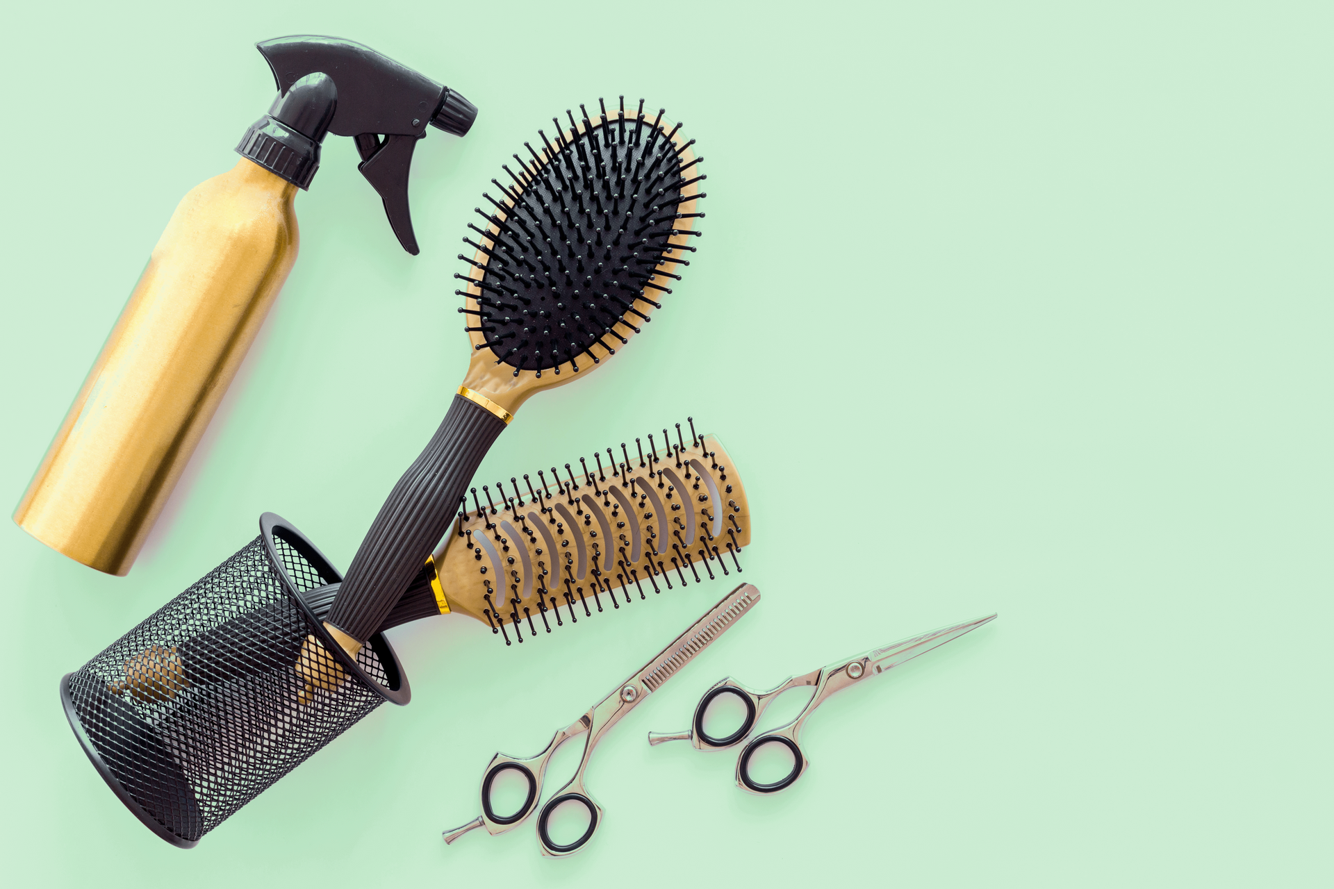 American Comb: #1 Comb Distributor Nationwide | Combs, Brushes & More