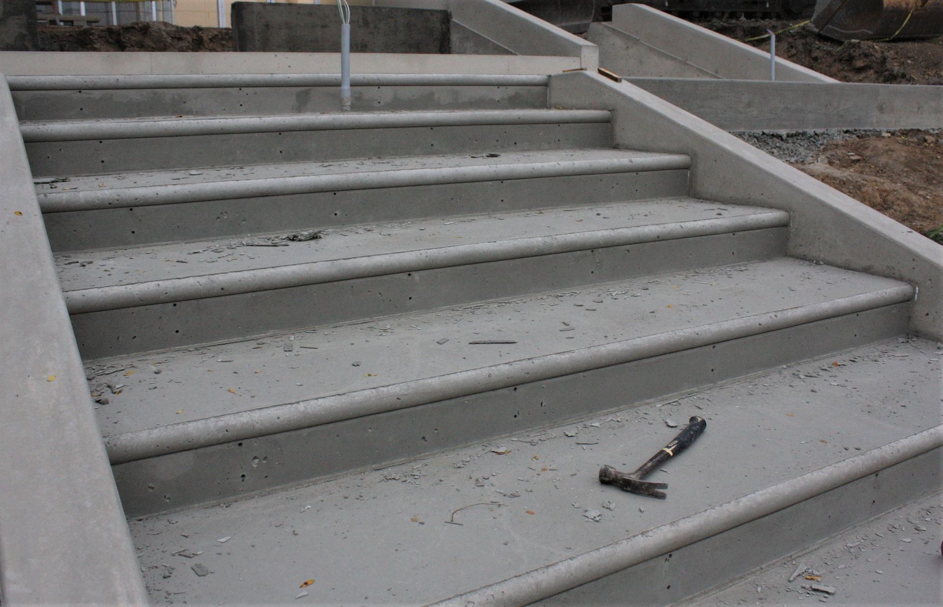 Hamilton Concrete Works: Pro Contractor in Hamilton
