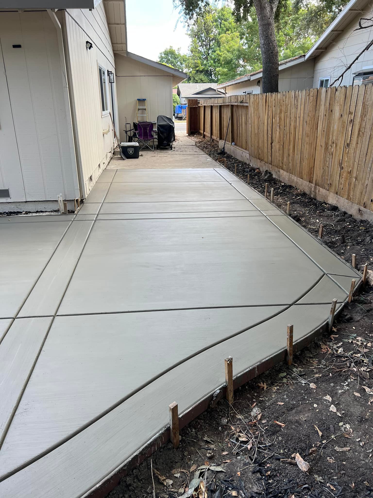 Pro Concrete Sidewalk Services | Hamilton Concrete Works