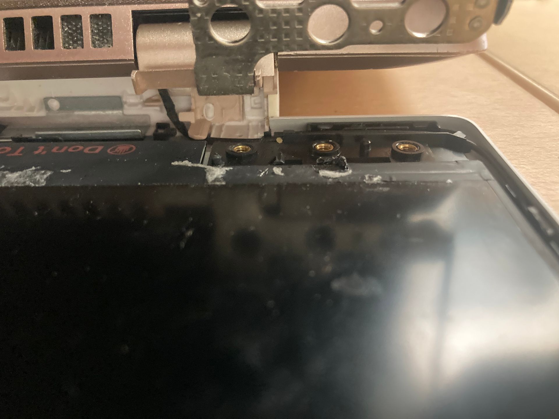 Hinge, Top cover and screen replacement