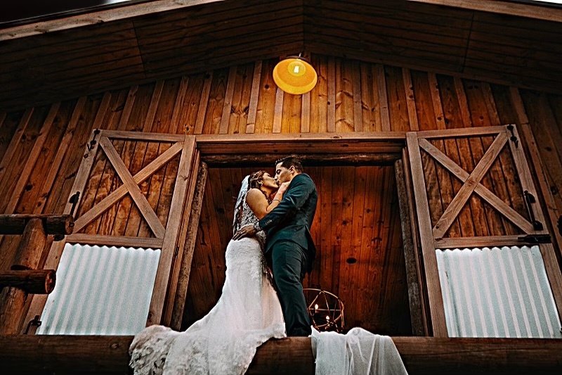 Miami Wedding Venue With All Amenities | The Barn 305