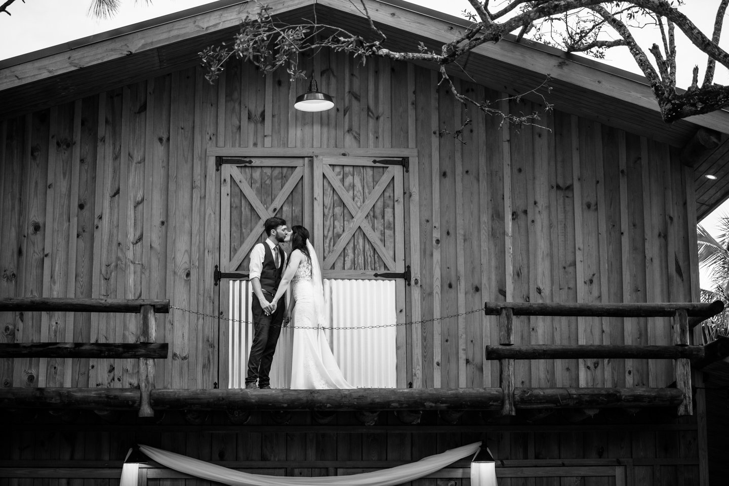 Miami Wedding Venue With All Amenities | The Barn 305