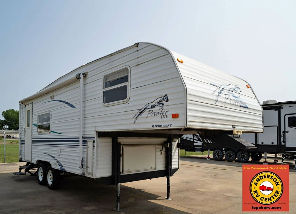 New and Used RVs and Trailers - Anderson RV Center Topeka KS