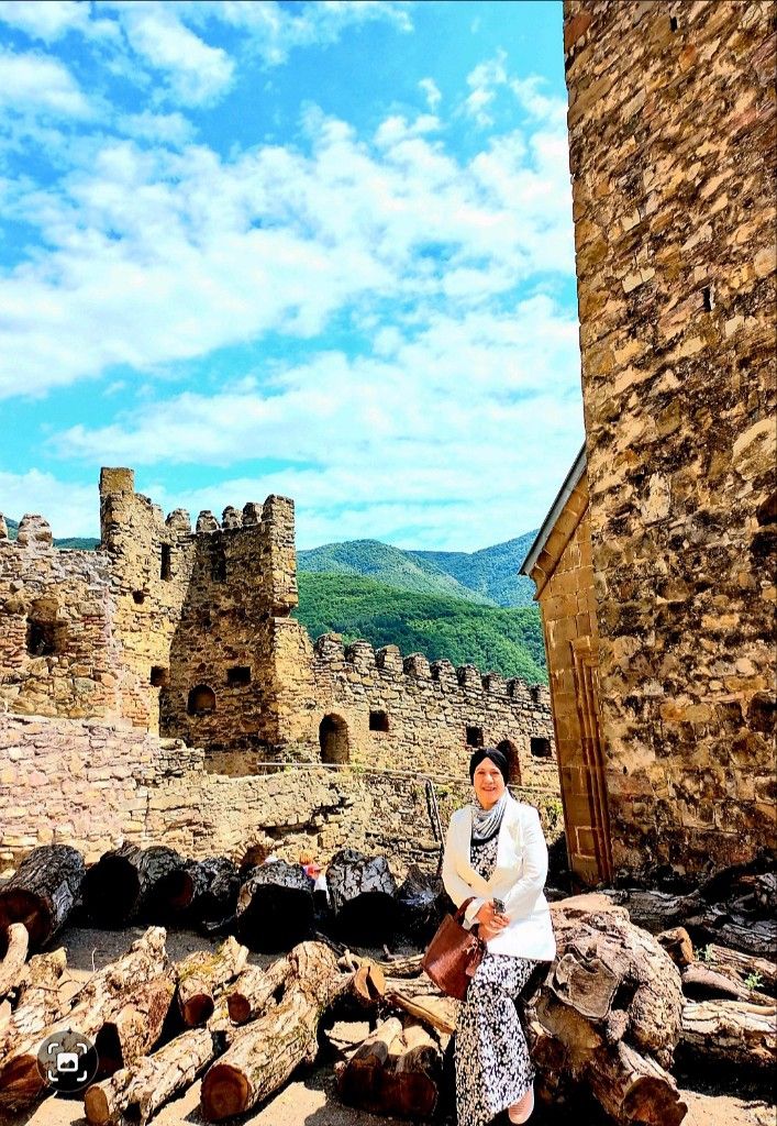 The Transformative Impact of Travel on Intercultural Communication