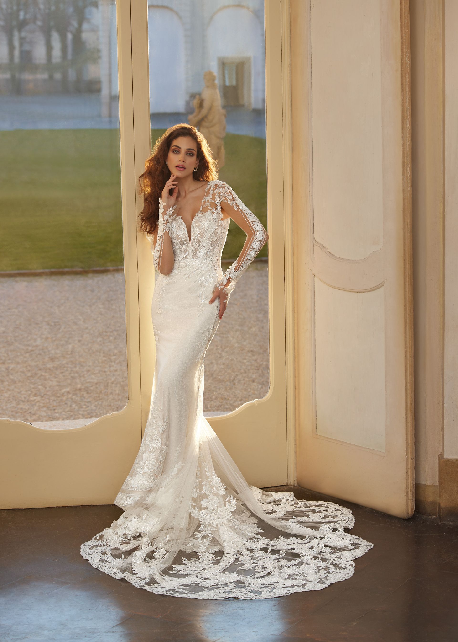 7675 - Stella York - Isobel Florence Bridal - Scotland
