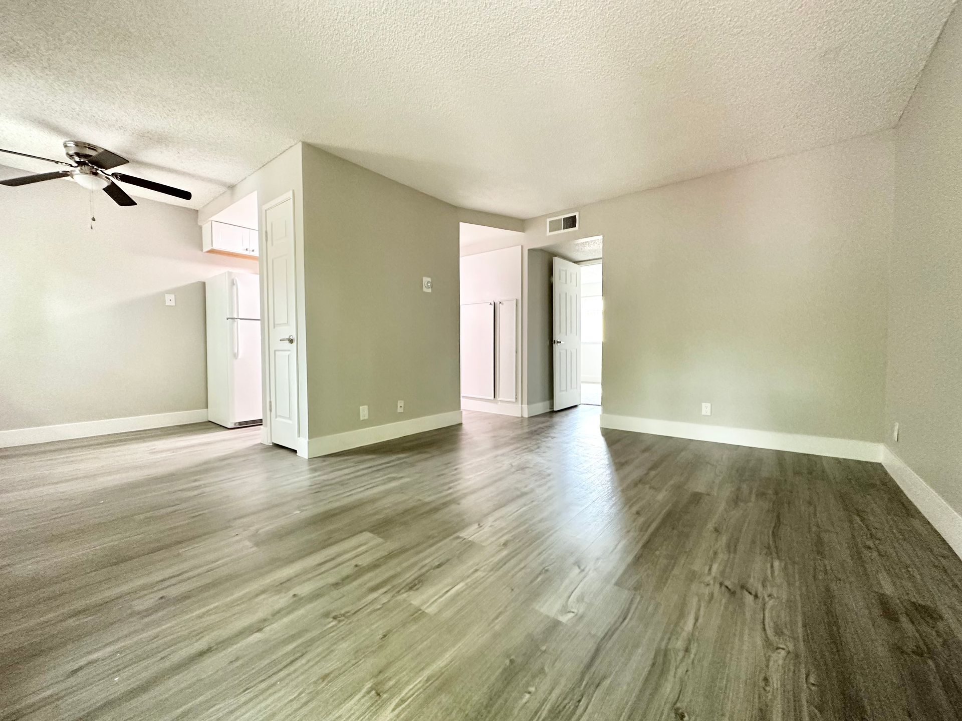 Property Details | Lansdowne House Apartments