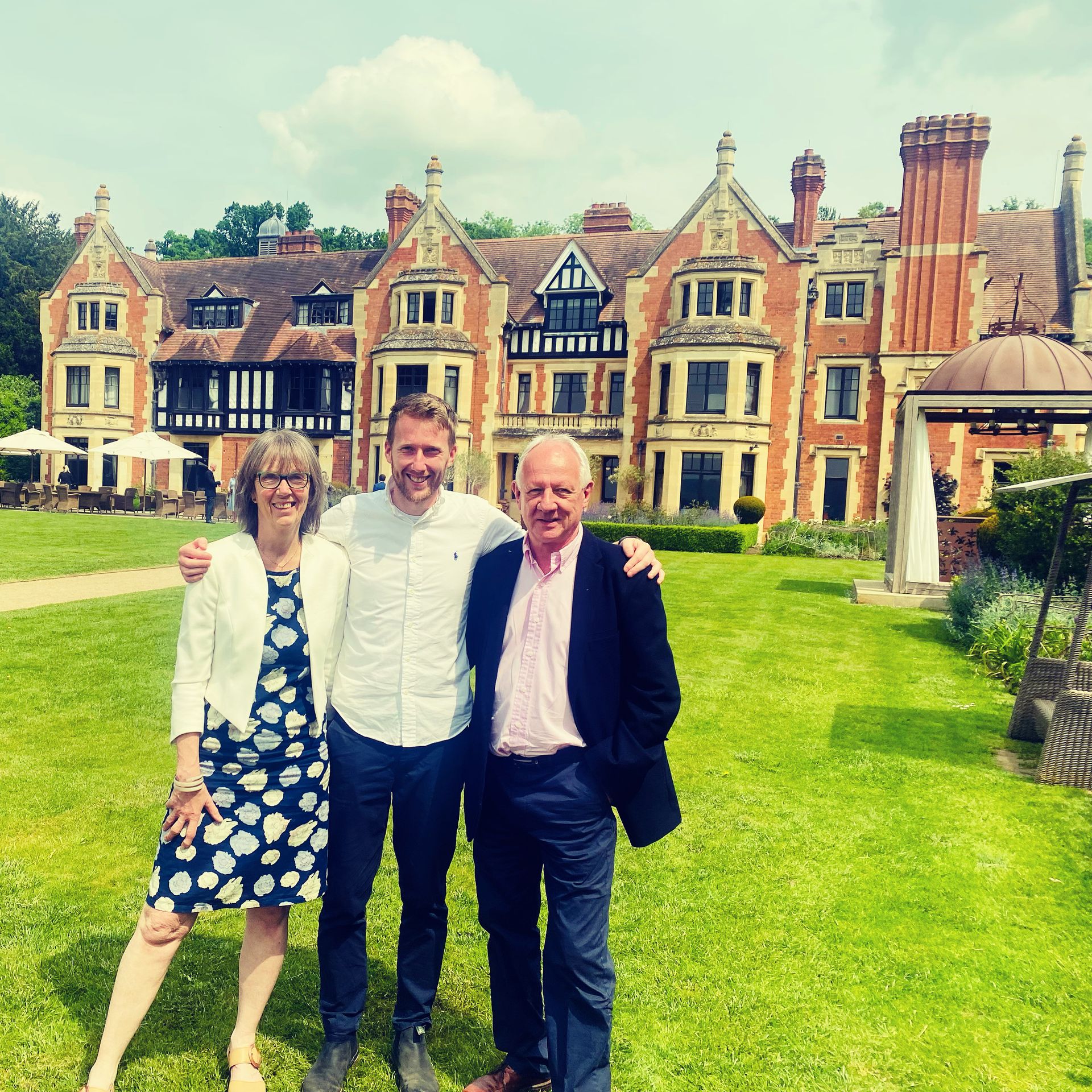 Jon Gidney, Marketing and Sponsorship Consultant. Pro Golfer.