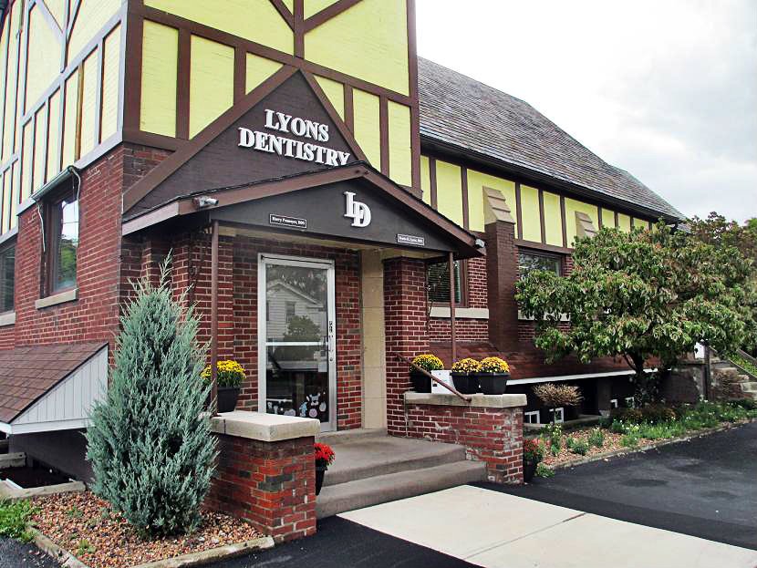 Family Dentist | Central Square, NY | Denise R. Lyons, DDS