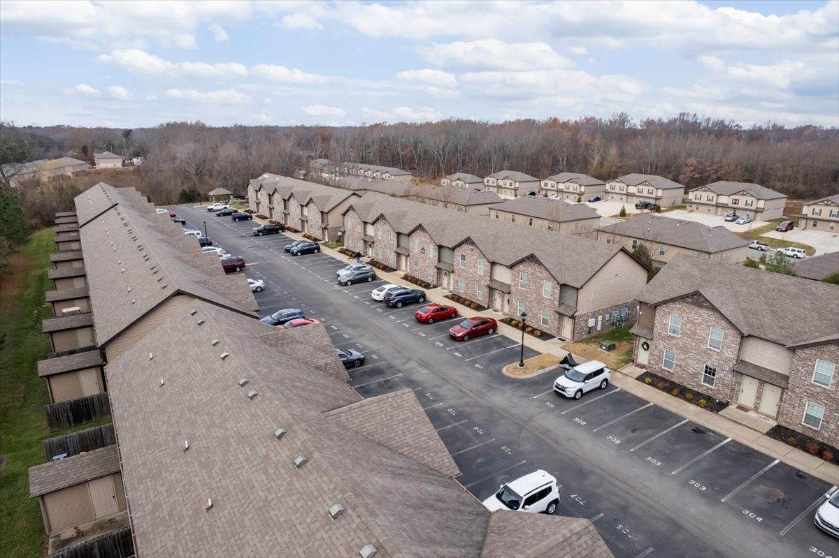 Sonoma Ridge Luxury Apartments | Apartments For Rent in Clarksville, TN