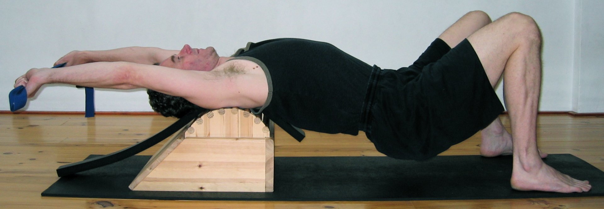 Yogagarage, Critical Alignment yoga en therapie in Amsterdam