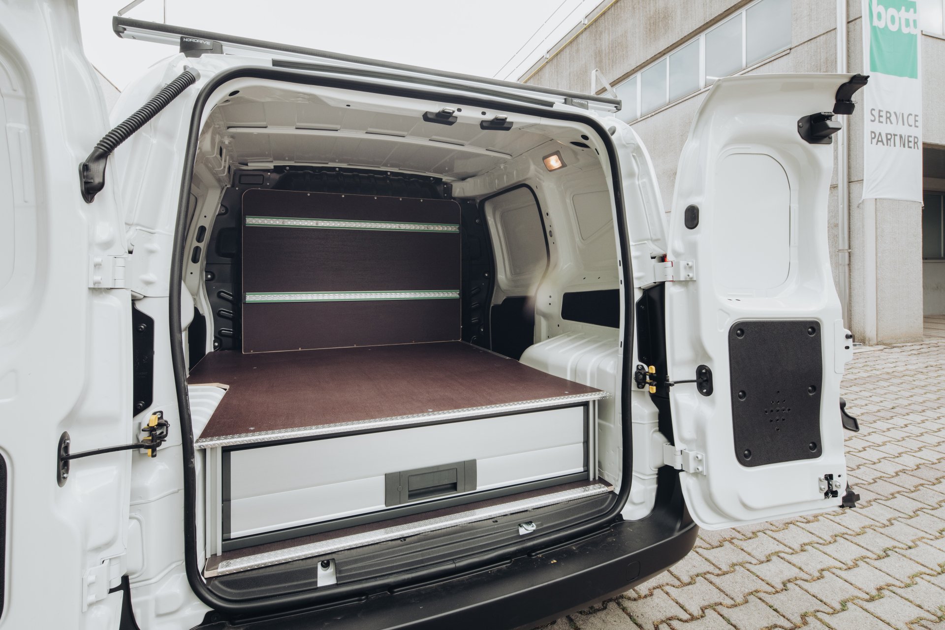 Officine mobili industriali | Bologna | 3B. Nuova Minelli