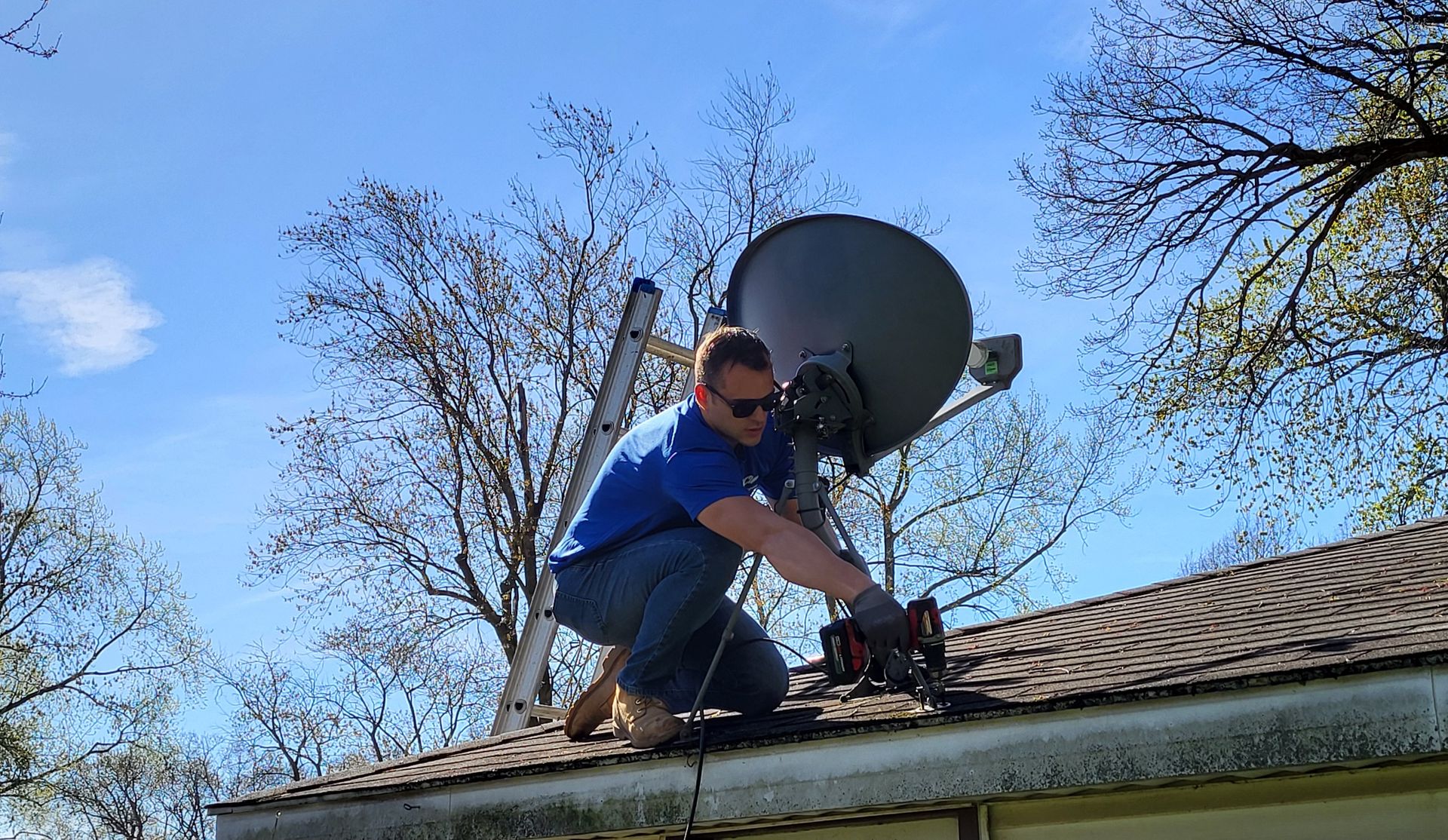 Satellite Dish & Antenna Removal in Chicago, Orland Park & Valpo