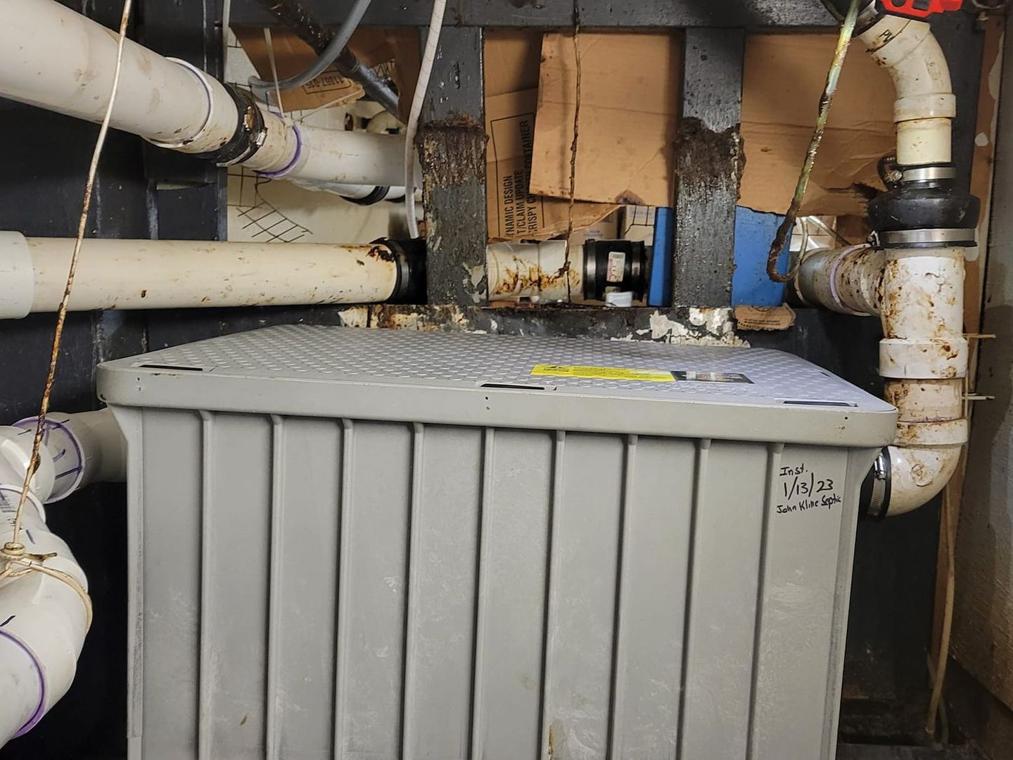 Three Signs You Need a New Grease Trap | John Kline Septic
