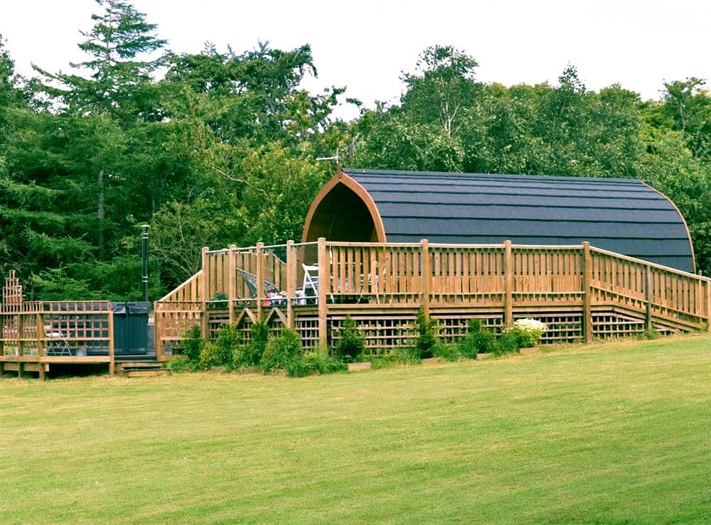 Leadburn Glamping | Pentland Pod | Luxury Pod