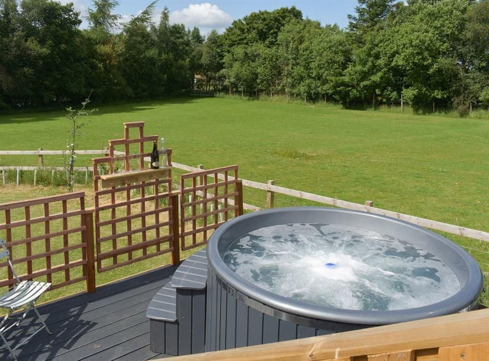 Leadburn Glamping | Pentland Pod | Luxury Pod