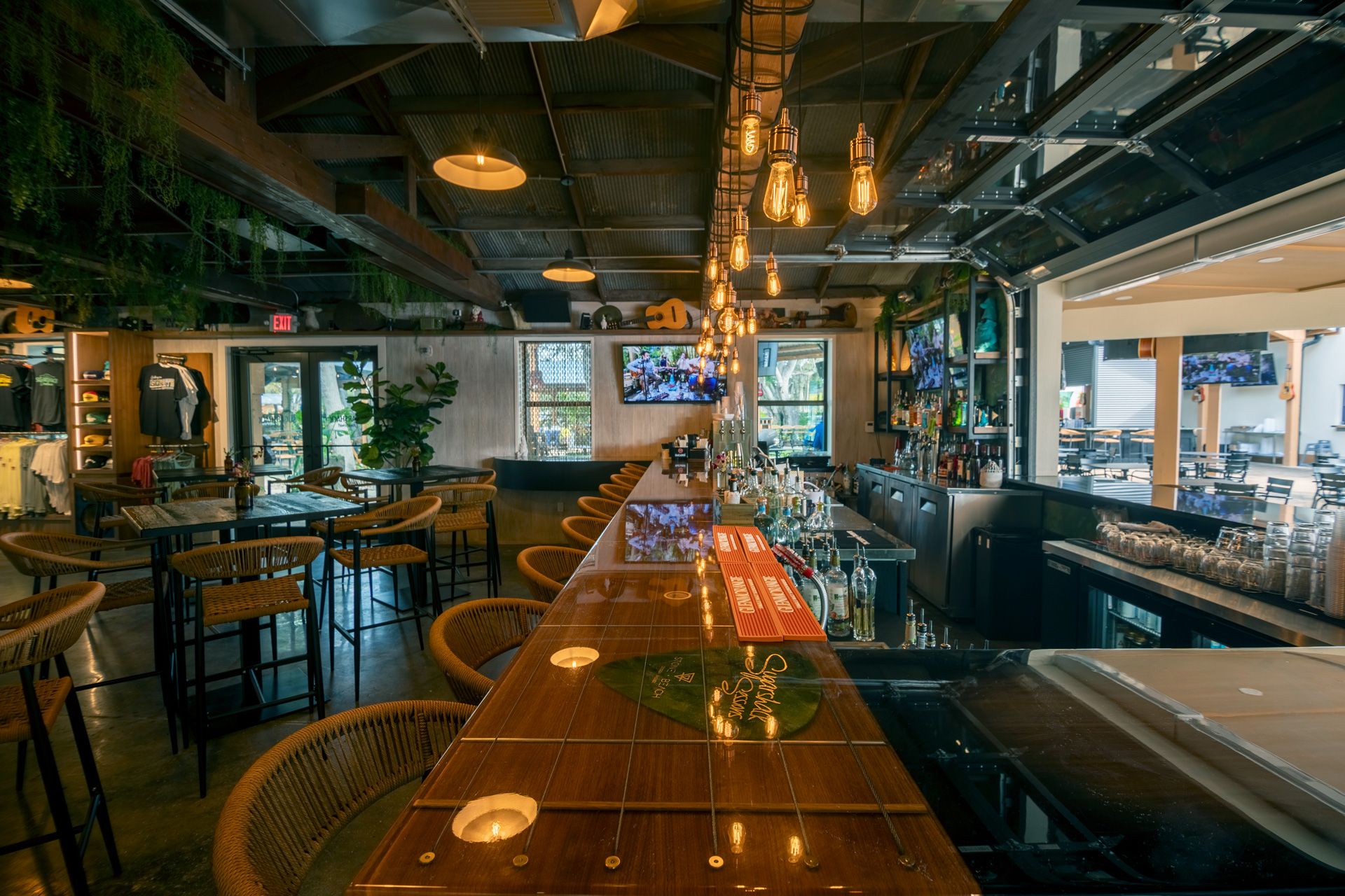 Sugarshack Downtown | Live Music Restaurant | Bonita Springs