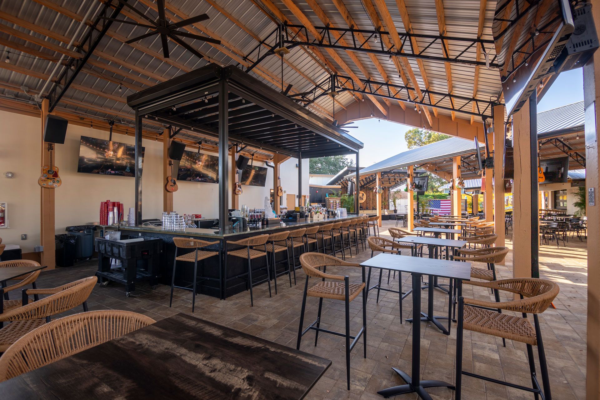 Sugarshack Downtown | Live Music Restaurant | Bonita Springs