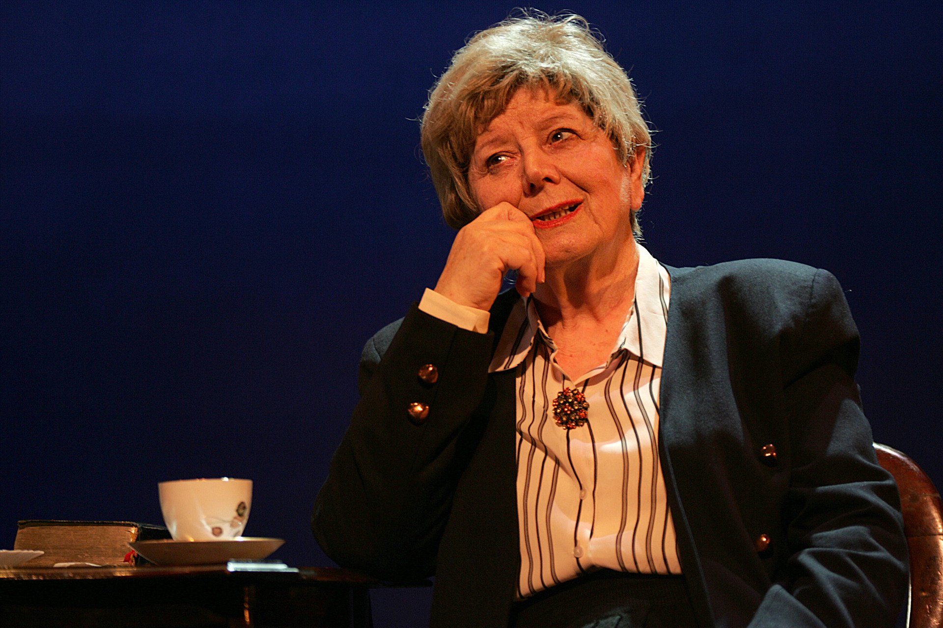 Sisters By Declan Hassett