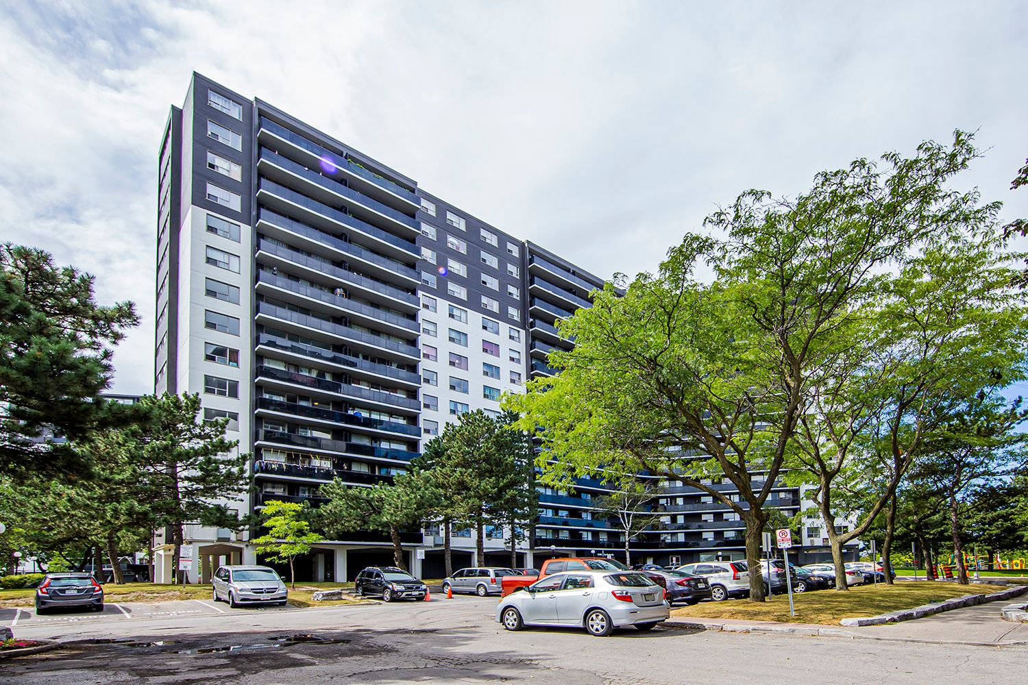 Suite and Building Pictures Gallery | 1360 Danforth Road, Scarborough