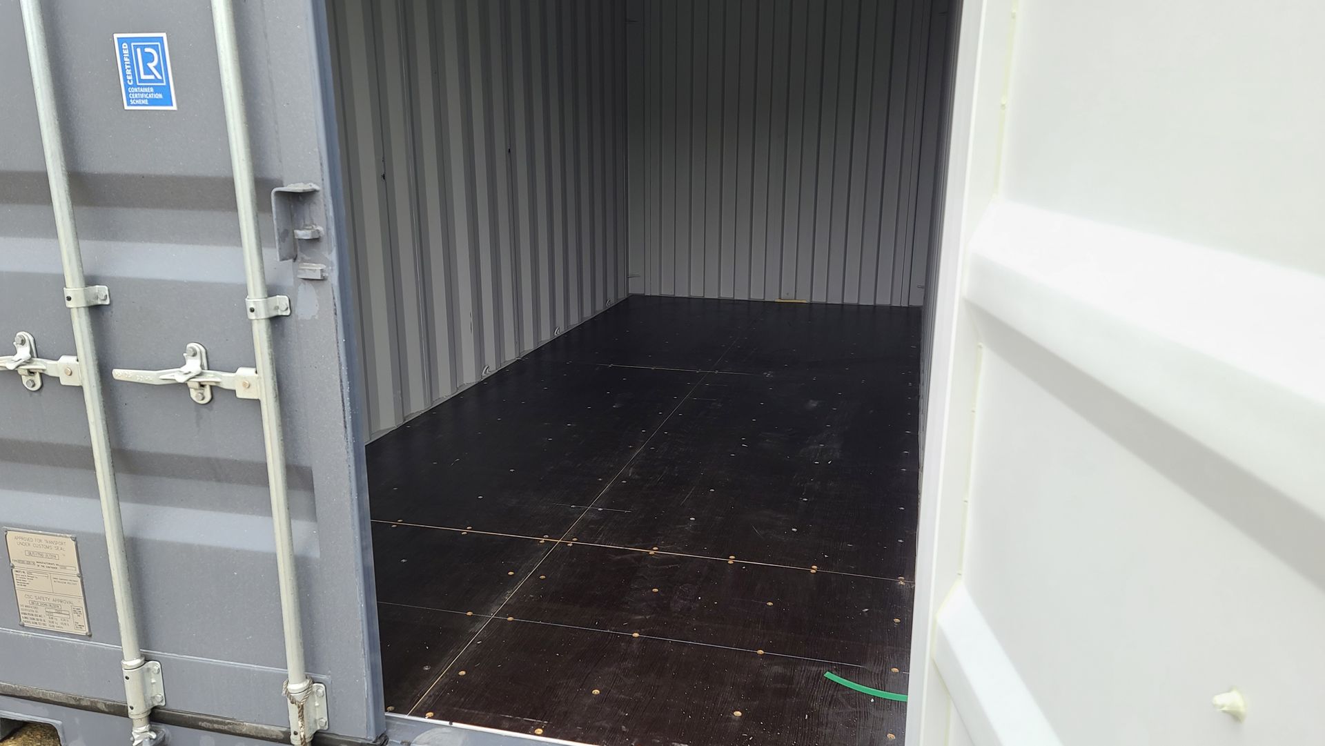 COVER-TECH | Self Storage Containers | Flat Pack