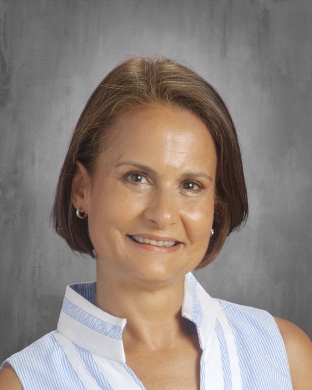 Holy Redeemer Catholic School, Kensington - School Directory