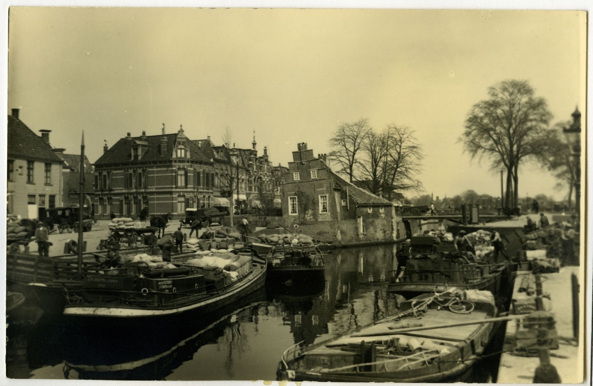 GATEKEEPER’S HOUSE IN GRONINGEN – EDZARD KONING (1869-1954)