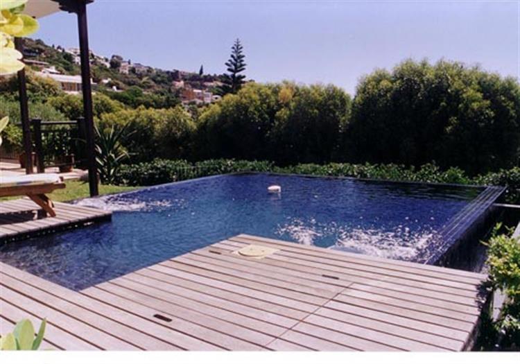 Rim flow pools in Cape Town | Suburban Pools