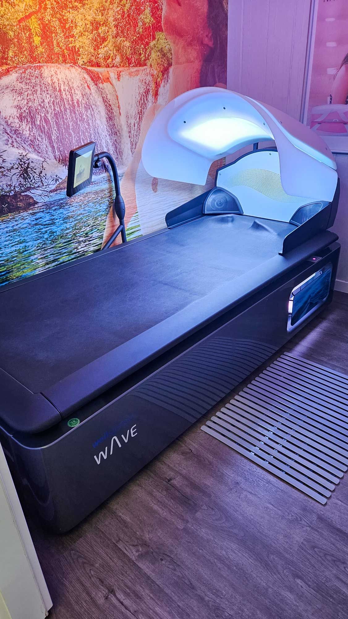 Hydrojet Massageliege | Trockene Wassermassage | Frahn