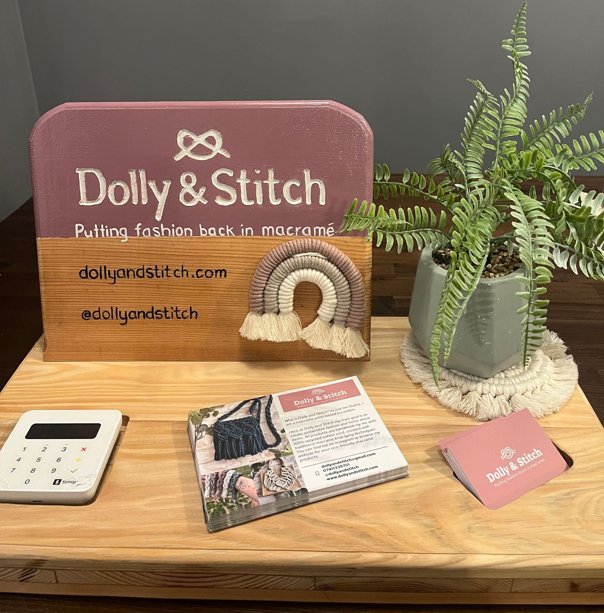 Wooden commercial and business Signs serving the UK.