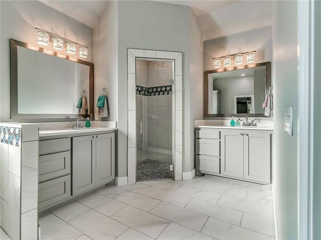 Bath Gallery | Hunter-Garrett Fine Homes