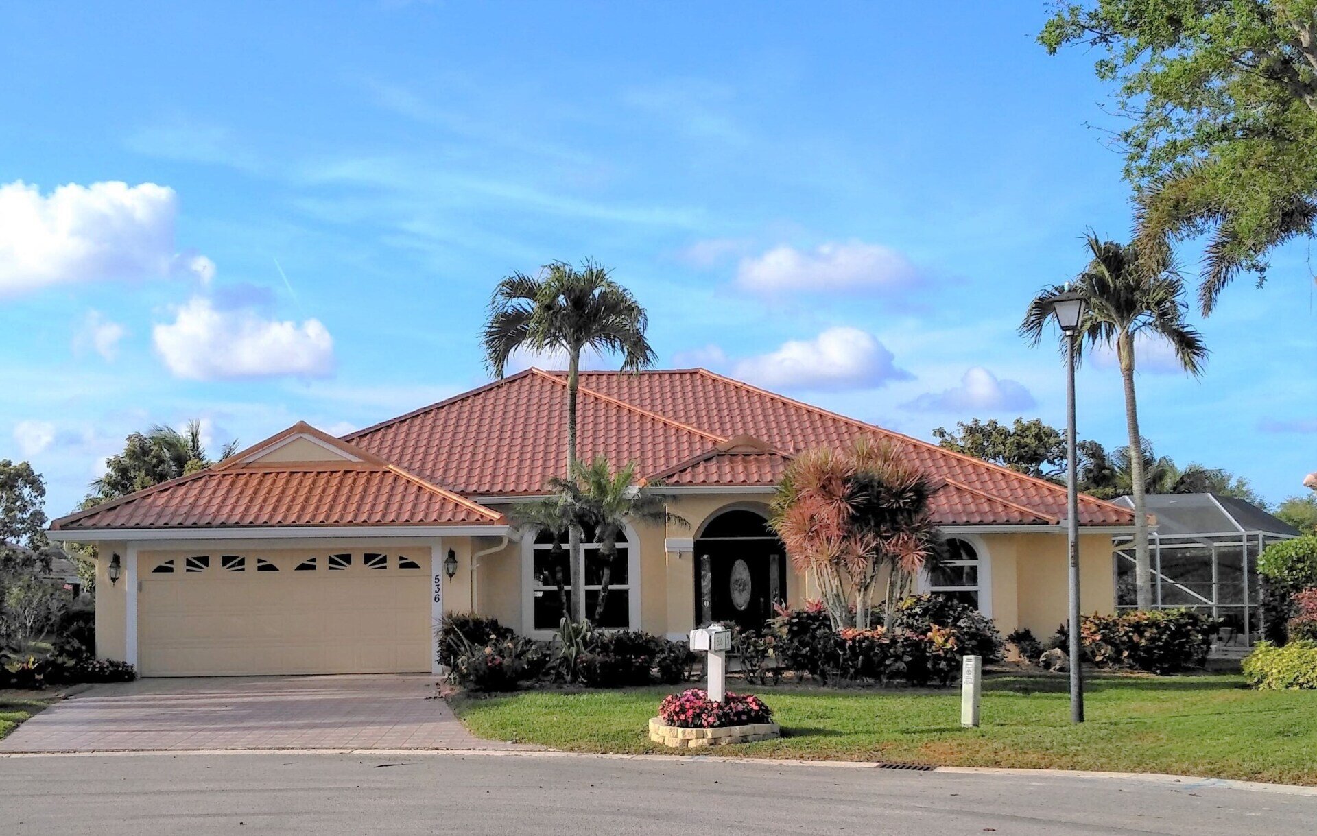 Metal Roofing Built for Florida | Interlock Roofing of America