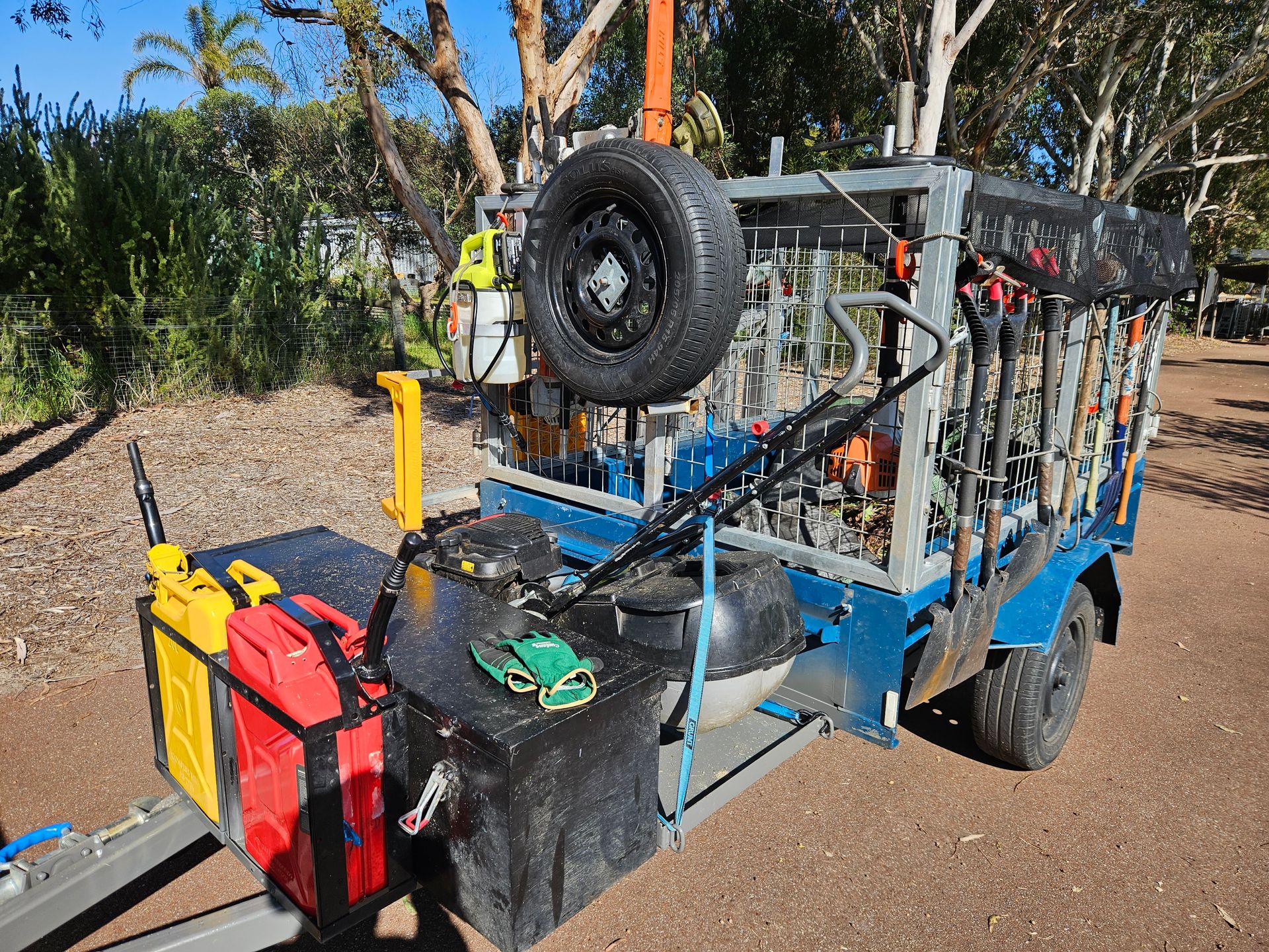 Meet the Team | Gardening Services Perth | Two Gloves