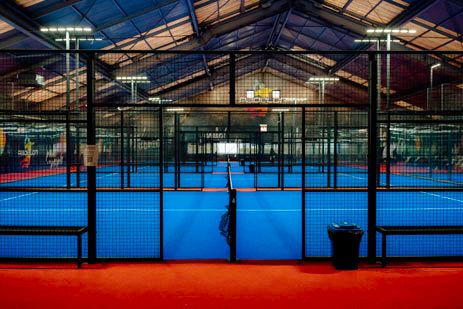 Padelon | modernes Padel-Tennis Center / Padel Plätze in Düsseldorf