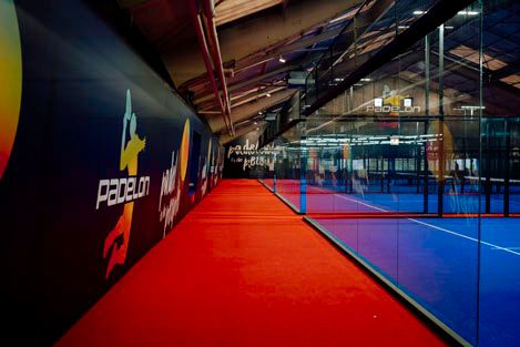 Padelon | modernes Padel-Tennis Center / Padel Plätze in Düsseldorf