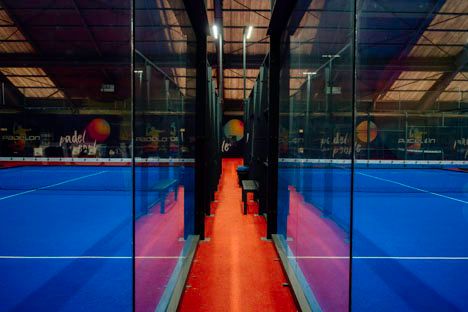 Padelon | modernes Padel-Tennis Center / Padel Plätze in Düsseldorf