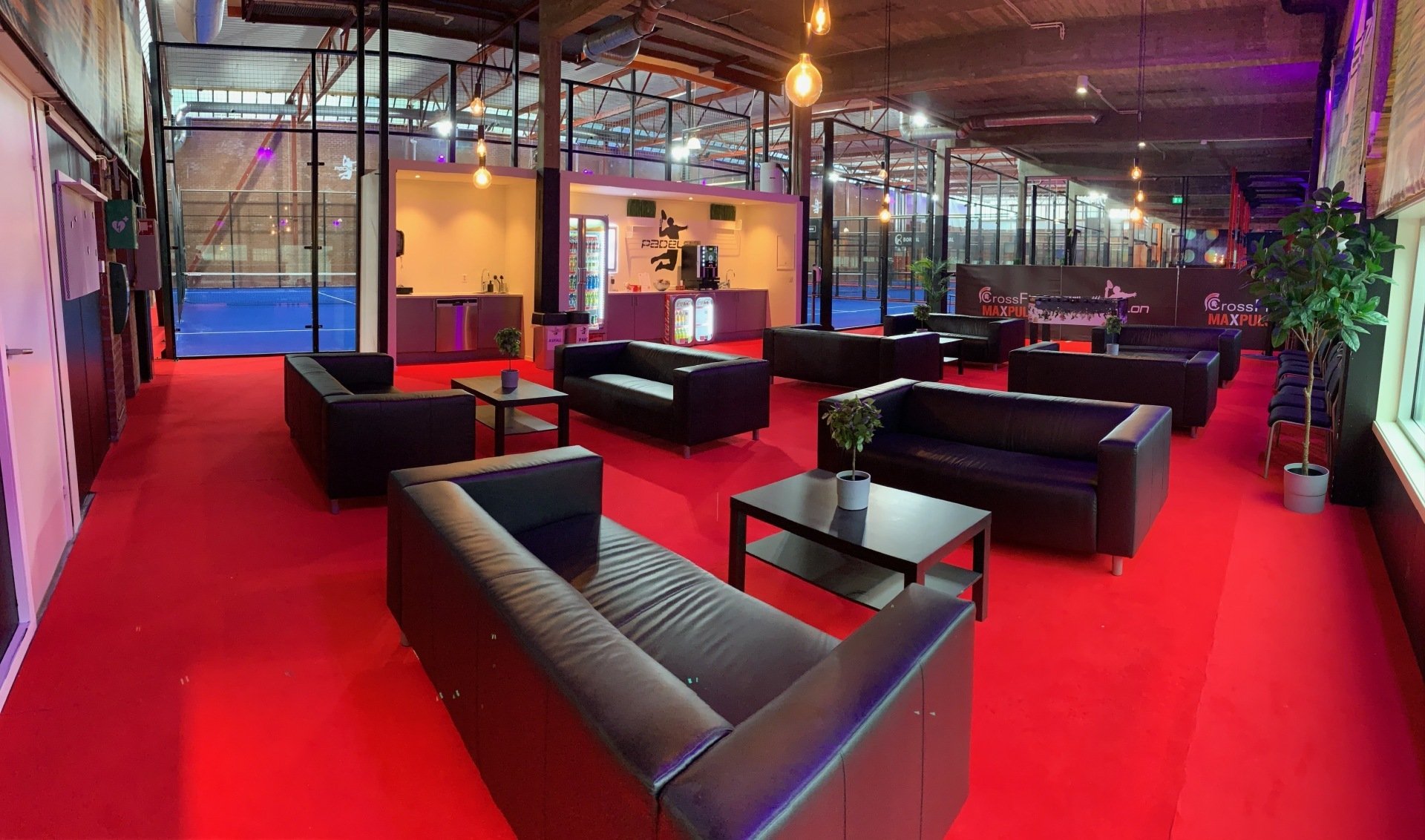 Padelon | modernes Padel Center in Karlsruhe Eggenstein