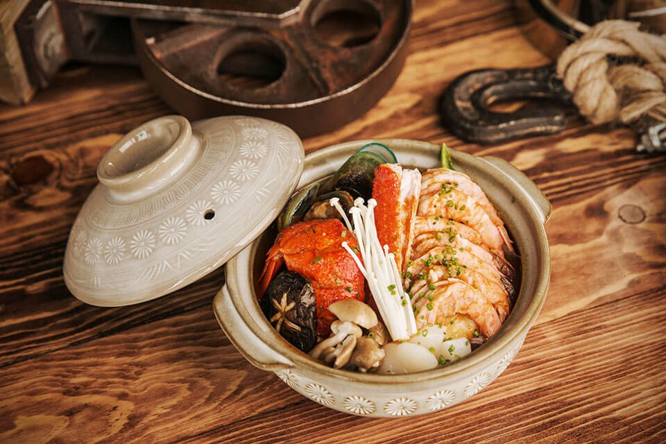 HOME [www.pier215restauranttogo.com]