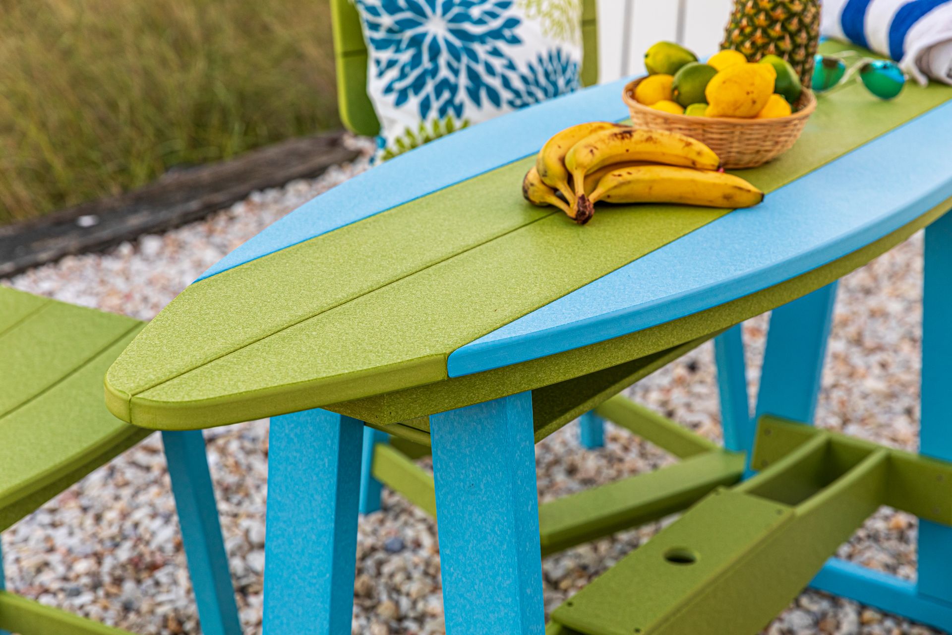 Surfboard Tables: 🏄🏽‍♀️ Coffee, Dining, Bar, & Patio Surf Tables ...