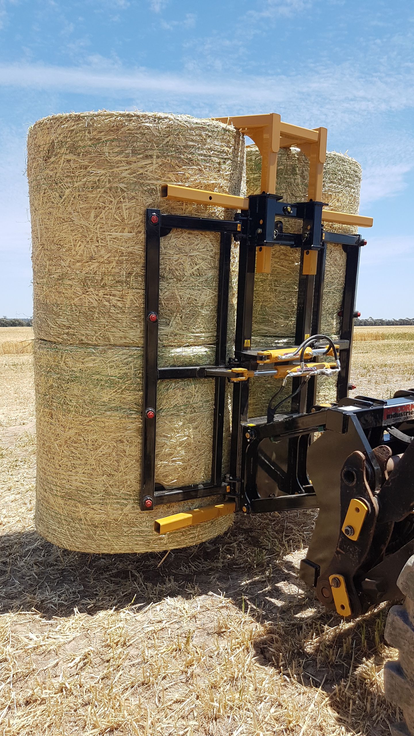 Square Bale Grab for Wheel Loaders and Telehandlers