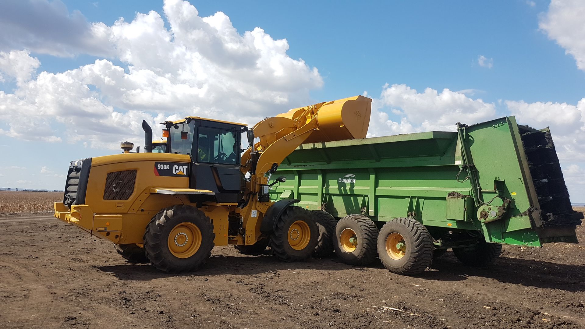 Wheel Loader LM Buckets | McCormack Industries