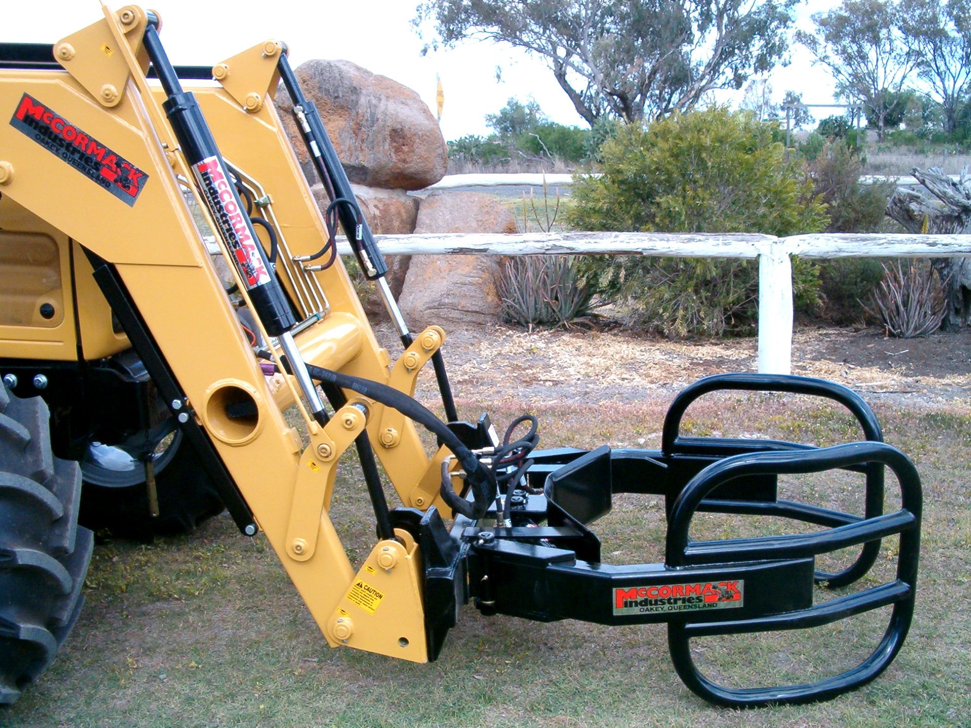 Round Wrapped Bale Grabs for Tractors - Soft Arms