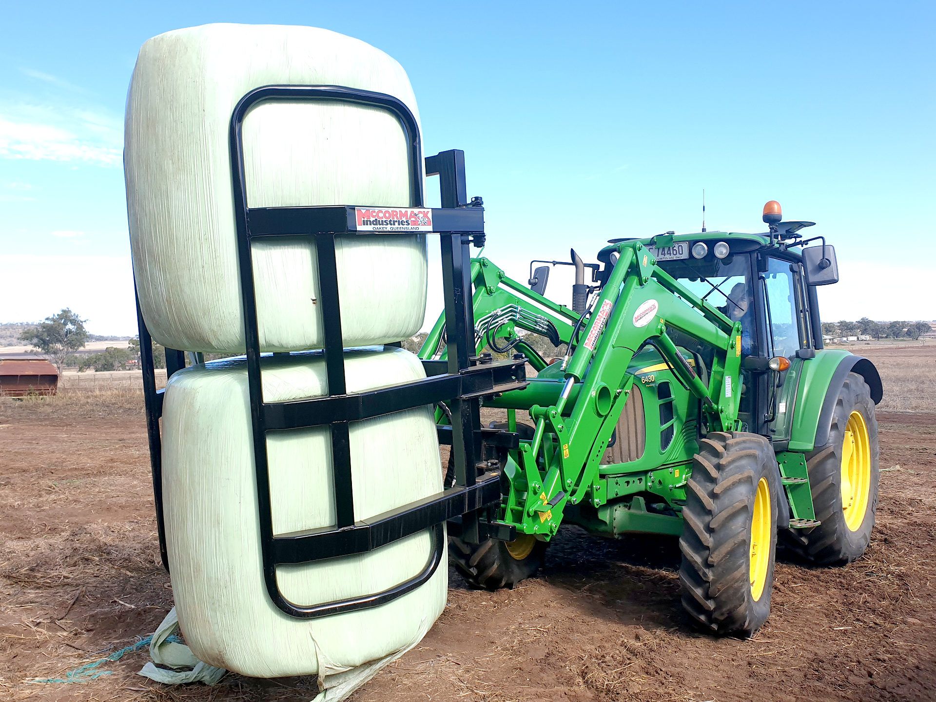 Round Wrapped Bale Grabs for Tractors - Soft Arms