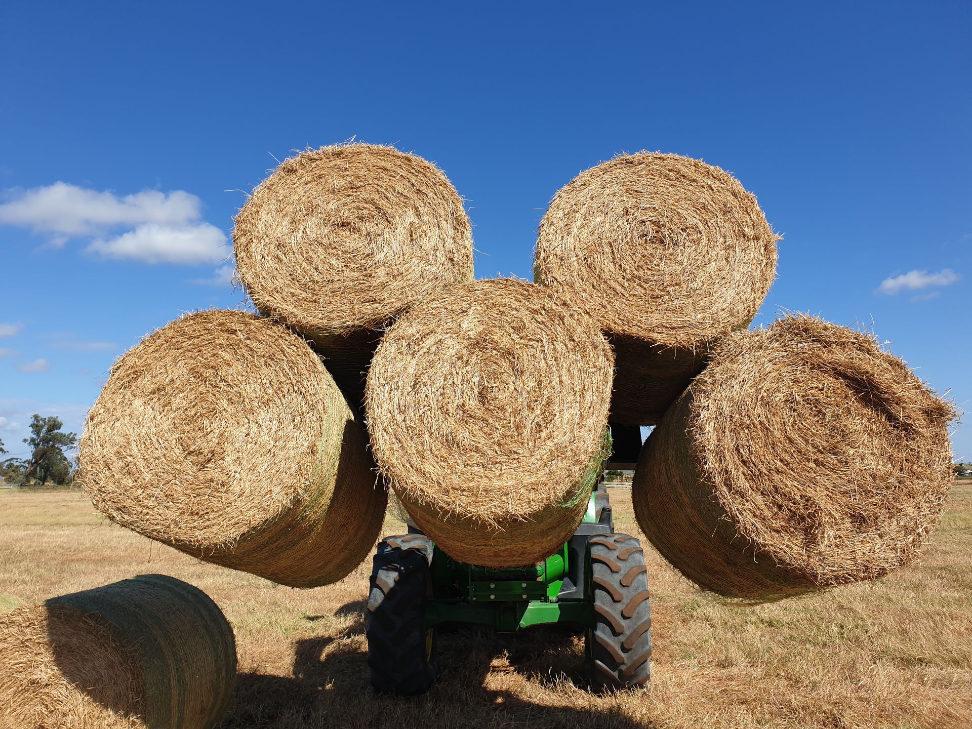 Square Bale Grabs for Tractors and Telehandlers