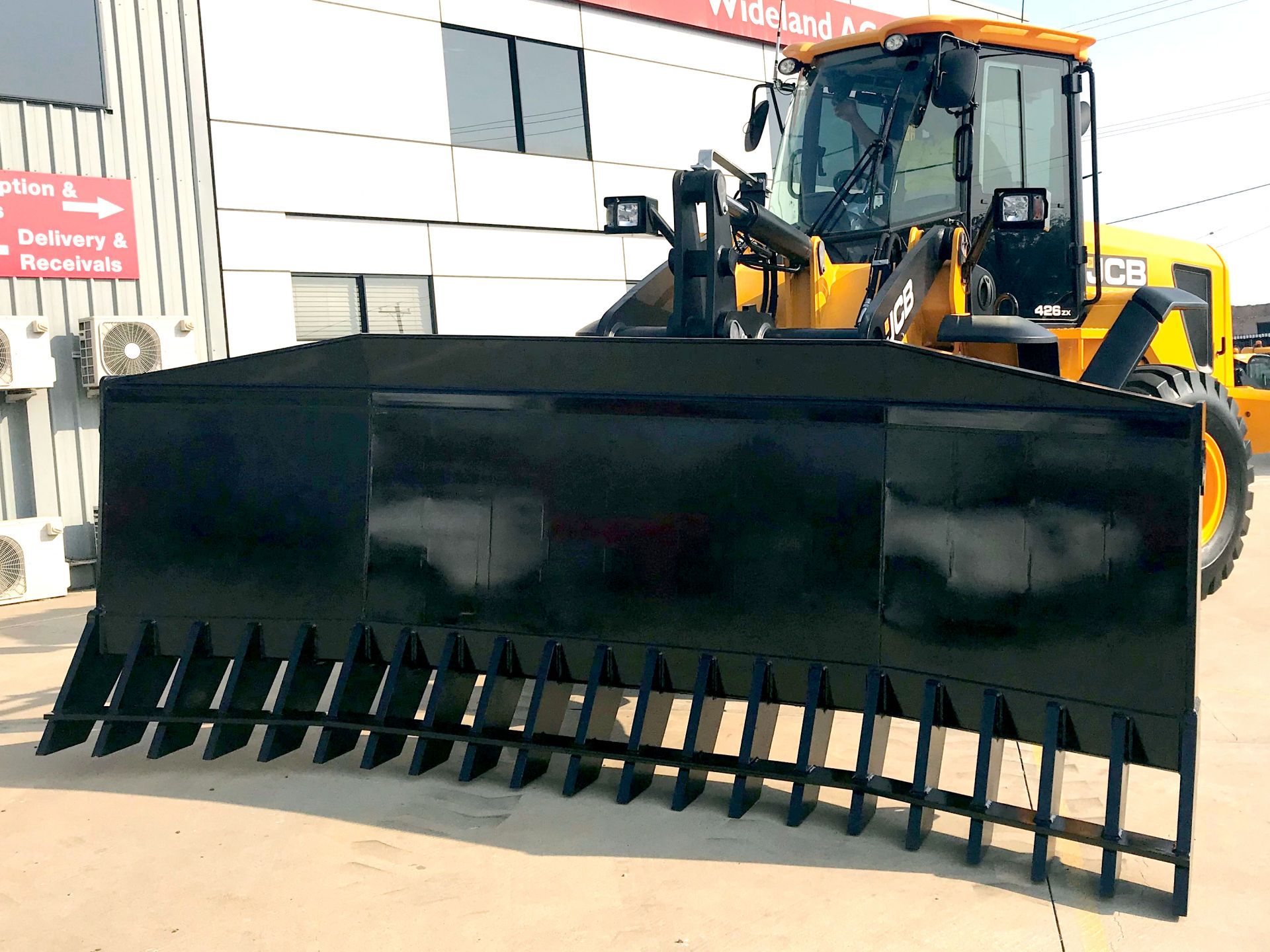 Brush & Tree Puller for Boxthorn and small trees